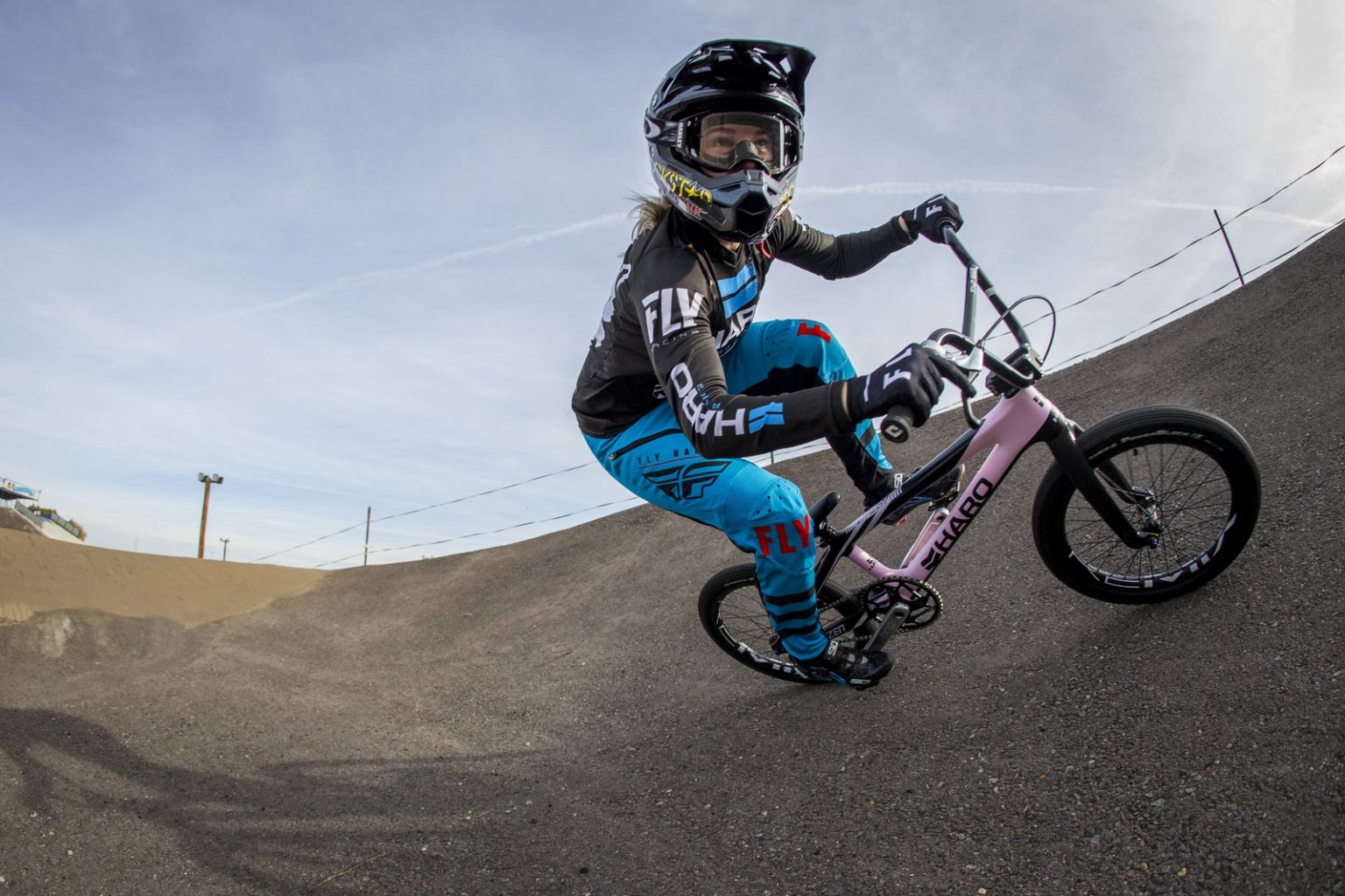 Review đồ chơi thông minh EMO Robot về giá, nơi mua uy tín